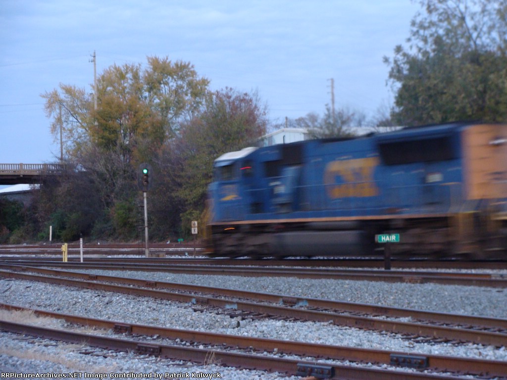 CSX Q210 NB Clear Middle Dalton